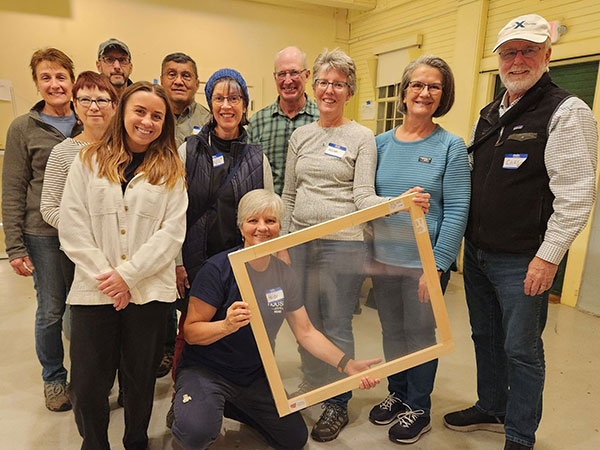 Freeport WindowDressers Community Build - FreeportCAN